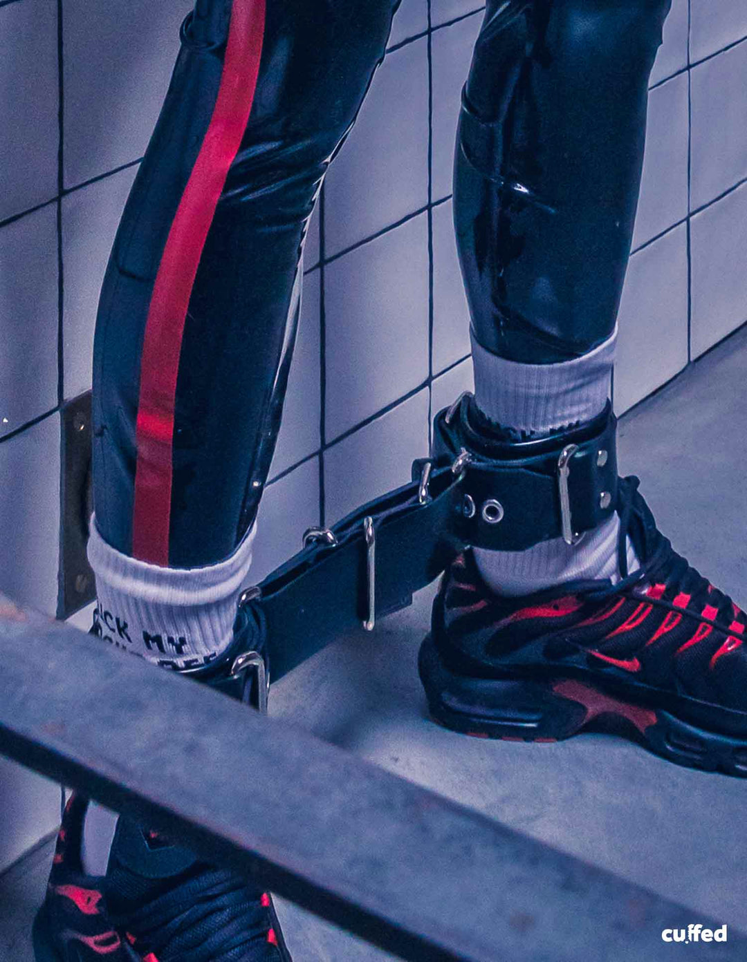 rubstraints belt – Cuffed Store